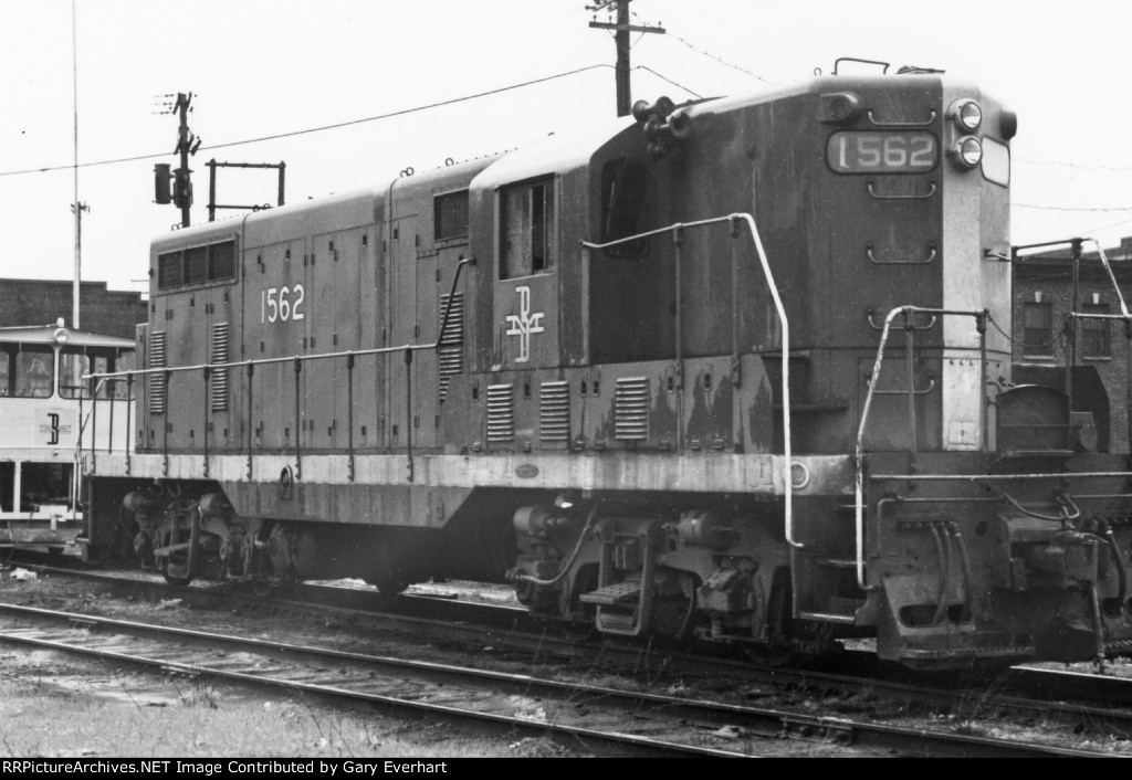 BM GP7 #1562 - Boston & Maine